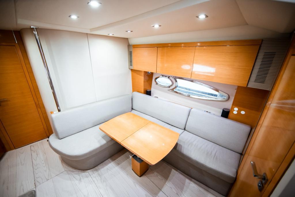 55 FT Azimut - Yacht Rentals Miami